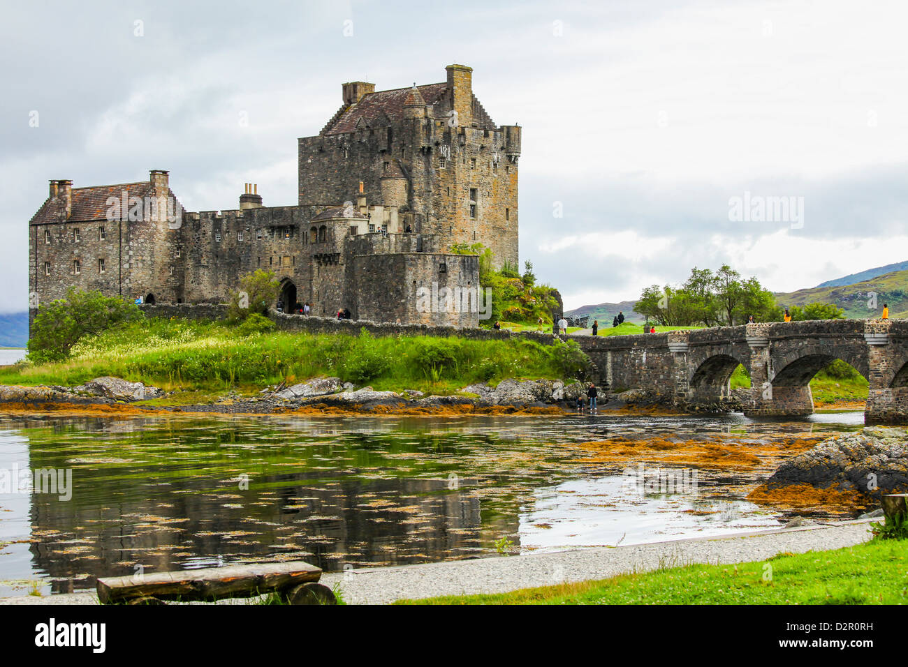 Moss castle hi-res stock photography and images - Alamy