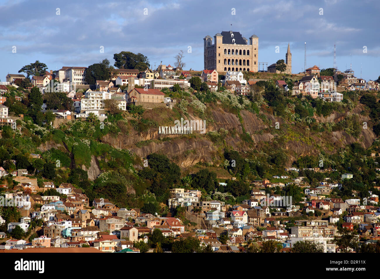 Madagascar city antananarivo queens palace hi-res stock photography and ...