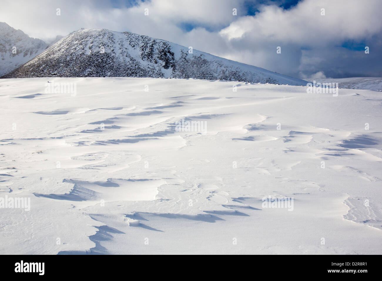 Drifted snow hi-res stock photography and images - Alamy
