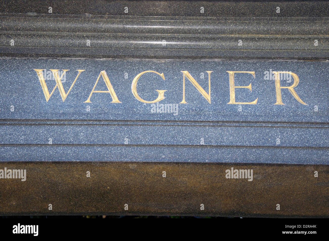 Otto Wagner tomb at cemetery Hietzing Stock Photo - Alamy