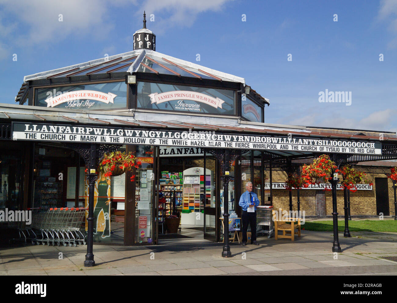 Llanfair pg railway station sign hi-res stock photography and images ...