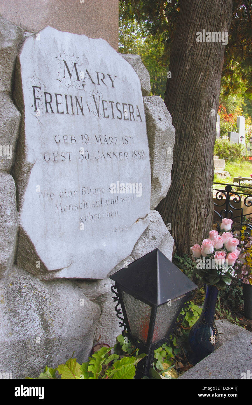 Mary Vetsera grave at the cemetery at Heiligenkreuz Stock Photo - Alamy