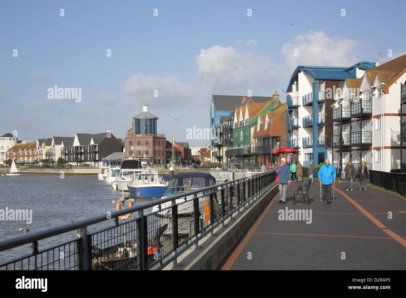 Littlehampton Promenade High Resolution Stock Photography and Images ...