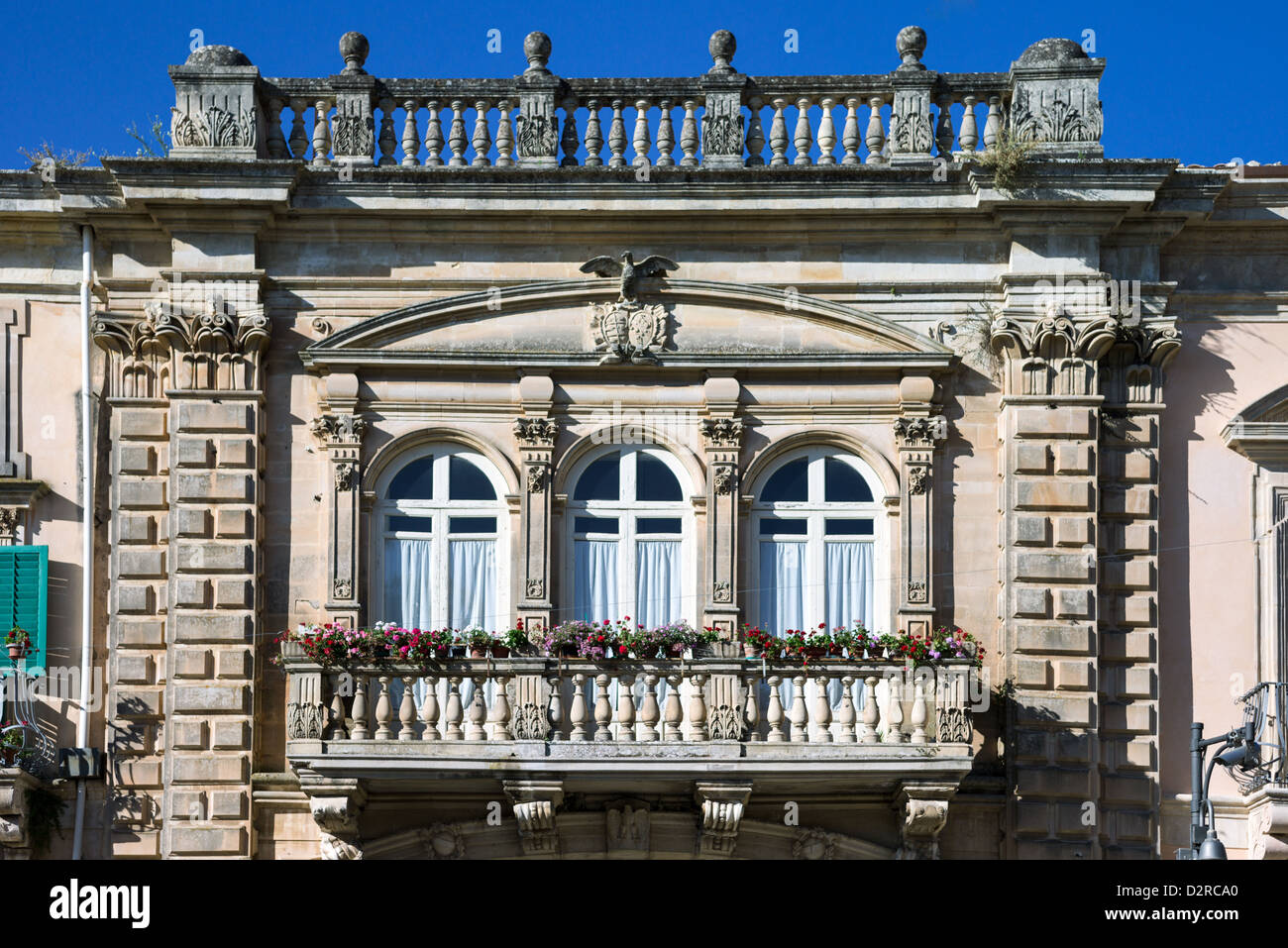 Baroque balcony hi-res stock photography and images - Alamy