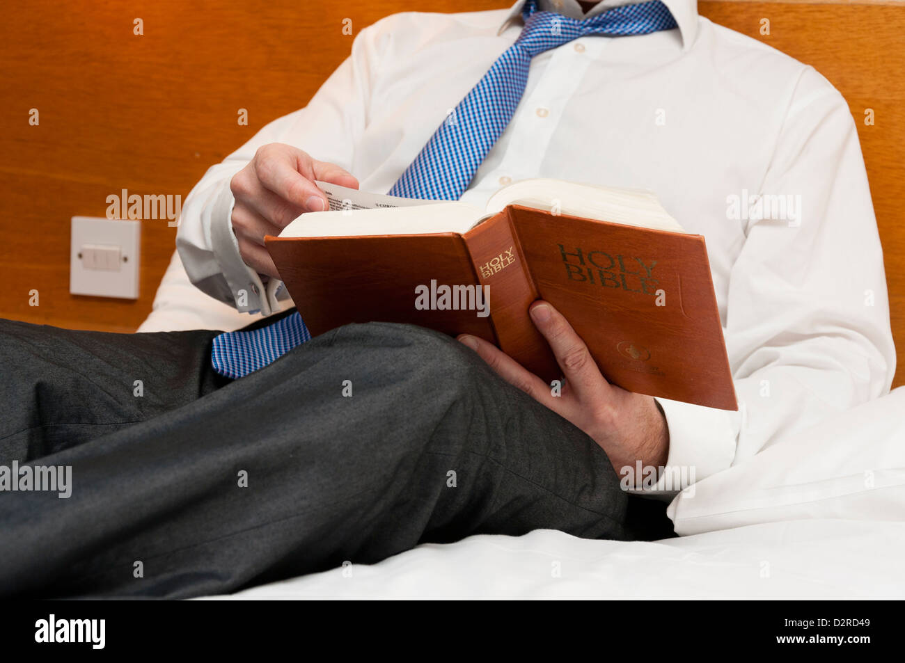 Gideons bible hi-res stock photography and images - Alamy