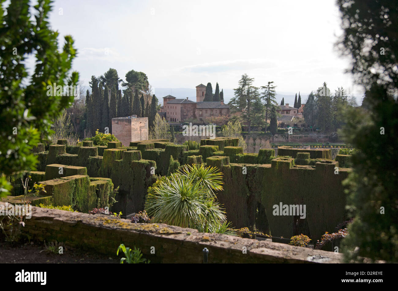 Clipped hedge formal hi-res stock photography and images - Alamy