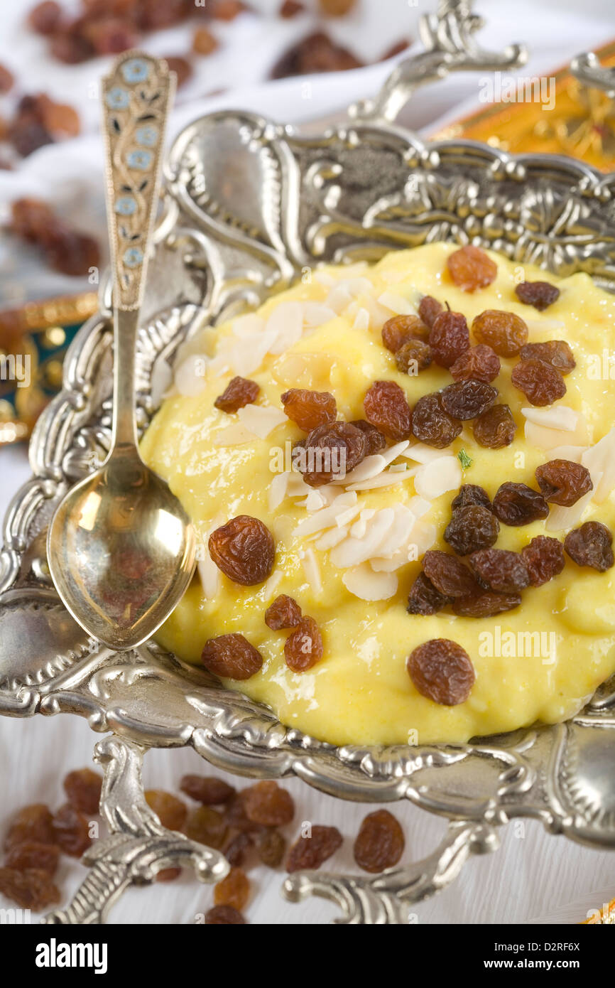 Indian food, Badam Phirni, almond Stock Photo - Alamy