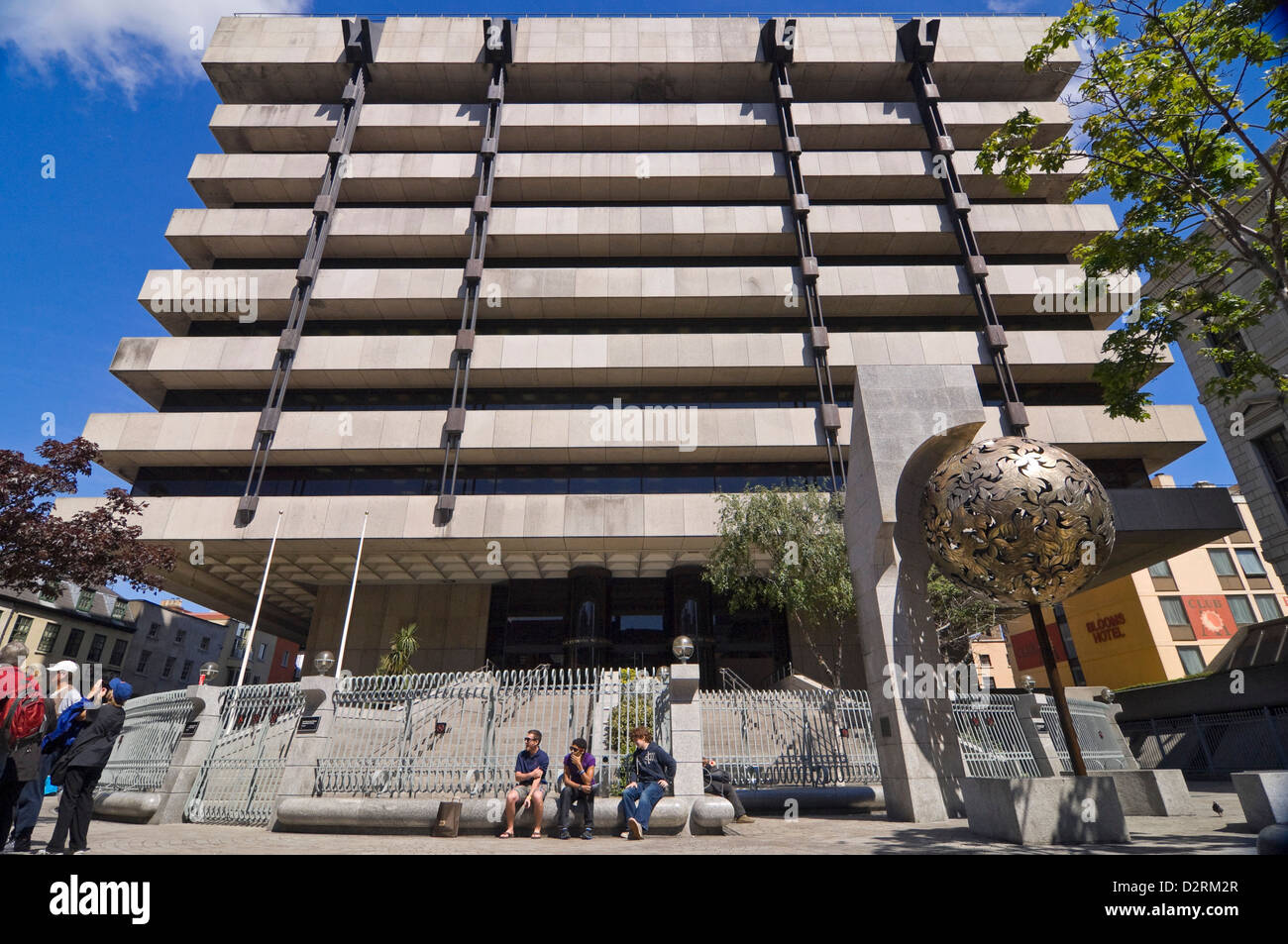Central bank dublin hi-res stock photography and images - Alamy