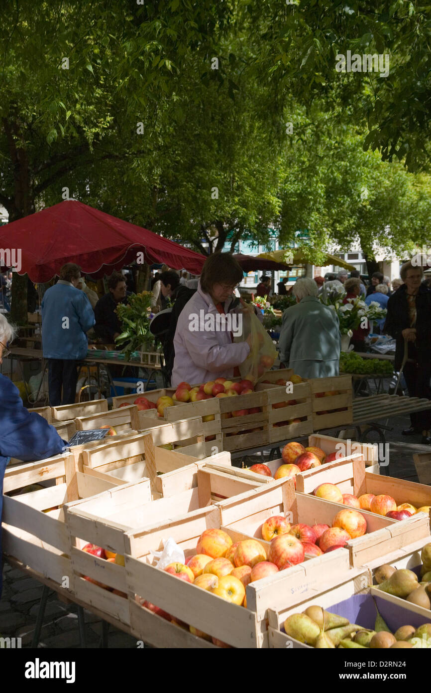 Lavel hi-res stock photography and images - Alamy