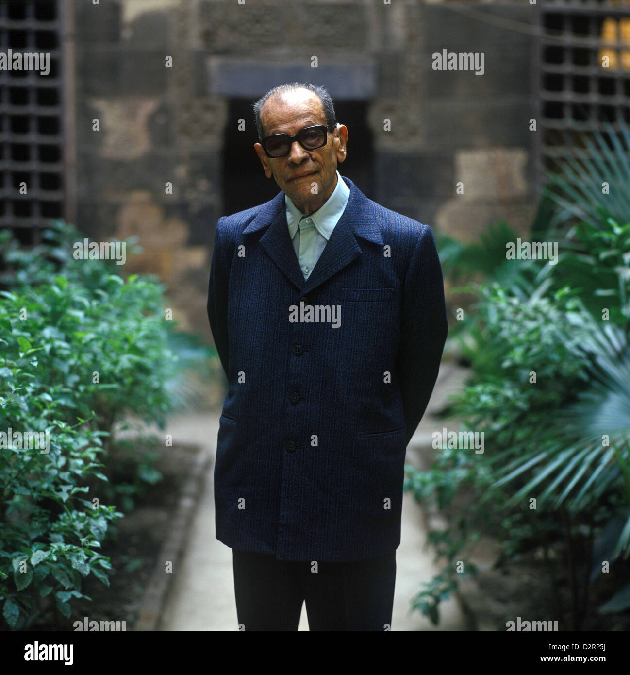 Naguib Mahfouz High Resolution Stock Photography and Images - Alamy