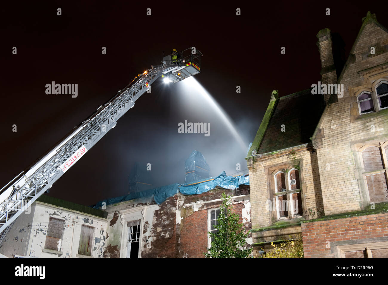 Fire Service Hydraulic Platform CPL Cage roof Fire Stock Photo - Alamy