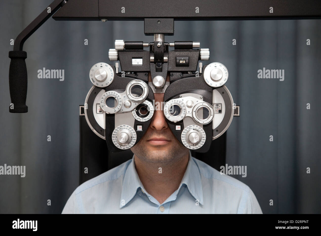 Ophthalmologist's office hi-res stock photography and images - Alamy