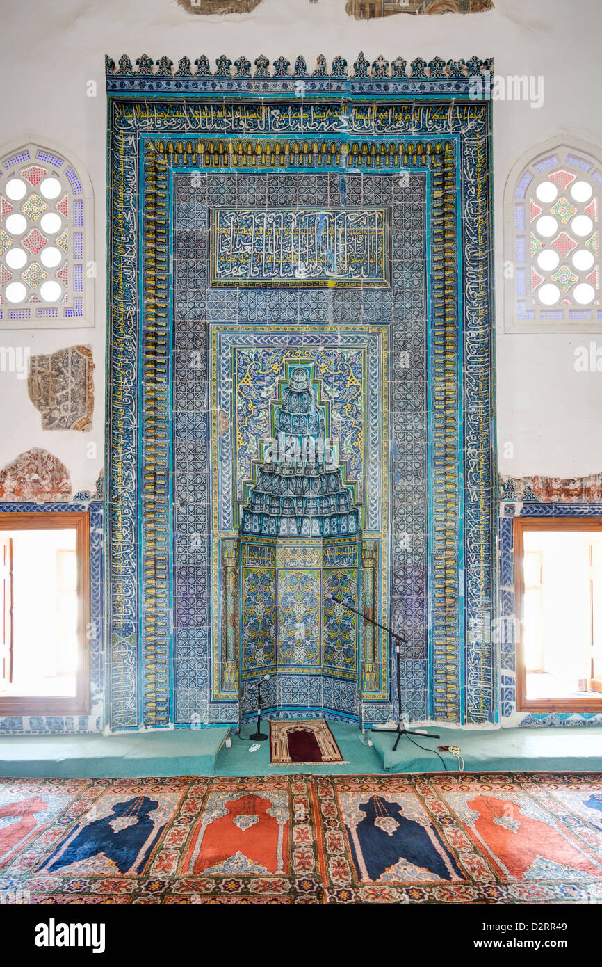 Blue mosque interior mihrab hi-res stock photography and images - Alamy