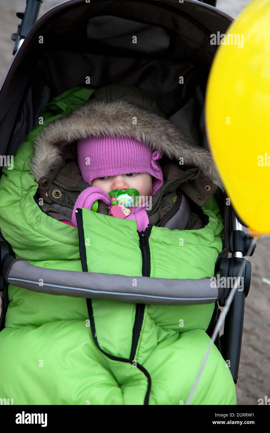 Stroller with balloon hi-res stock photography and images - Alamy