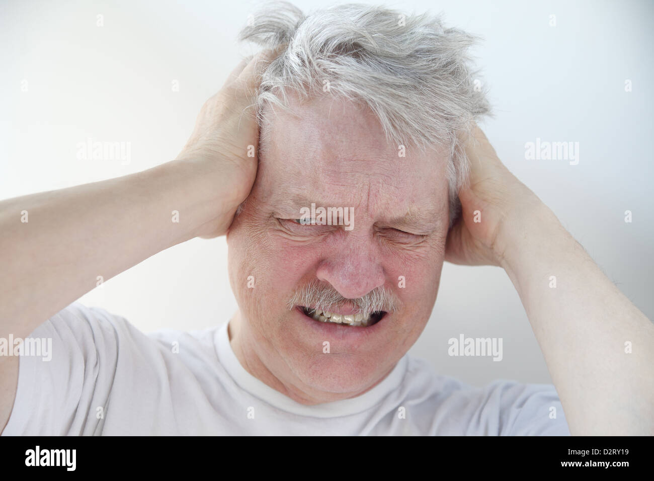 Wince pain hi-res stock photography and images - Alamy