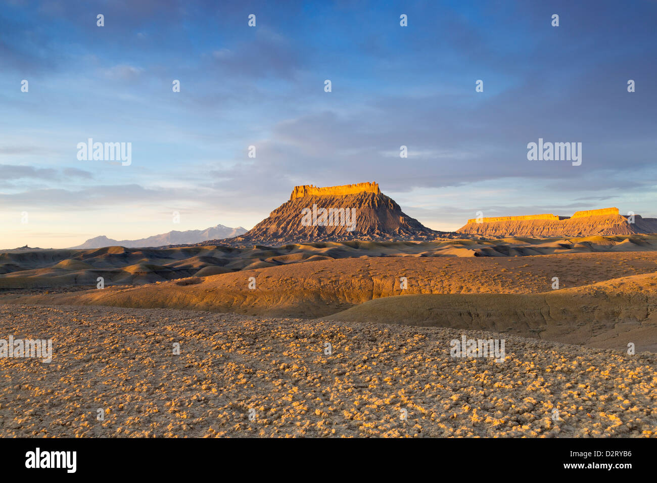 Factory Butte and North Caineville Mesa in the Upper Blue Hills near ...