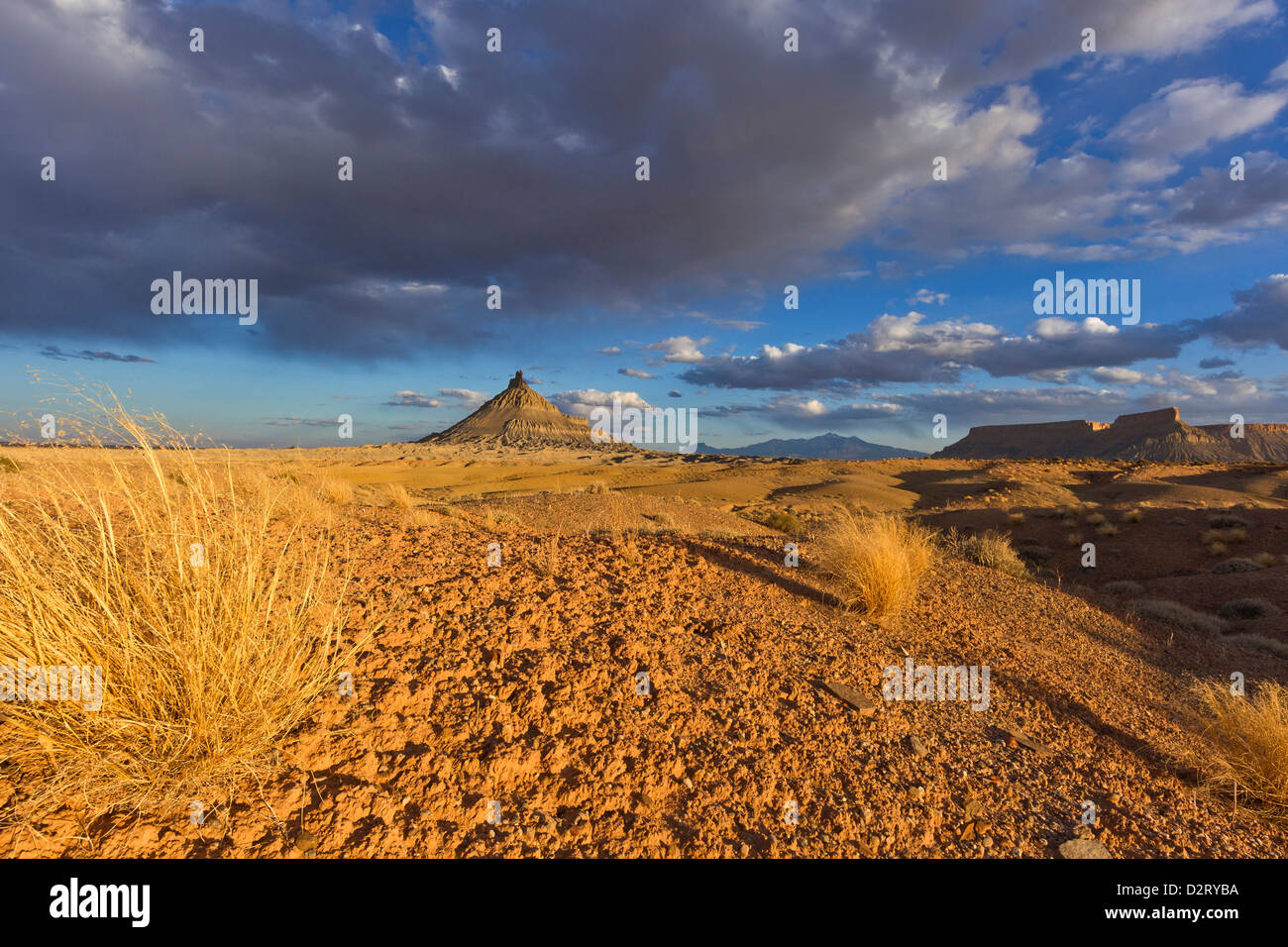 Factory Butte and North Caineville Mesa in the Upper Blue Hills near ...