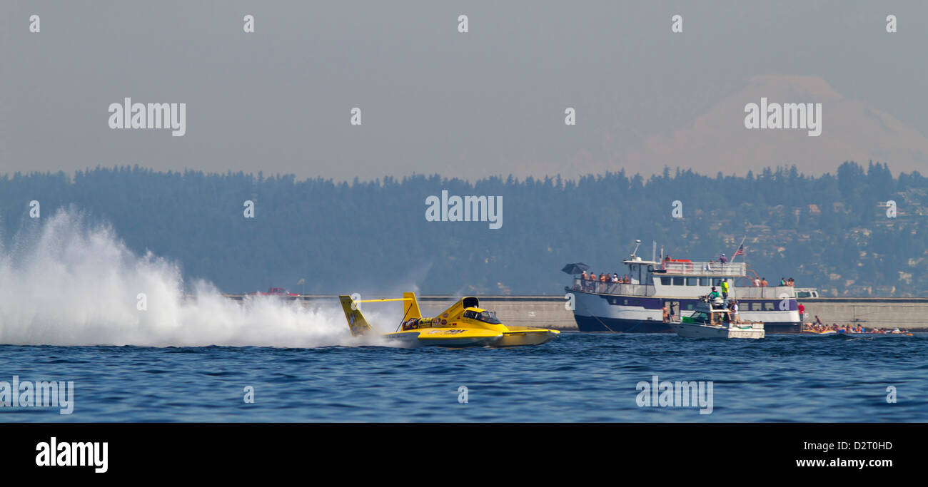 Hydroplane boat races washington hi-res stock photography and images ...