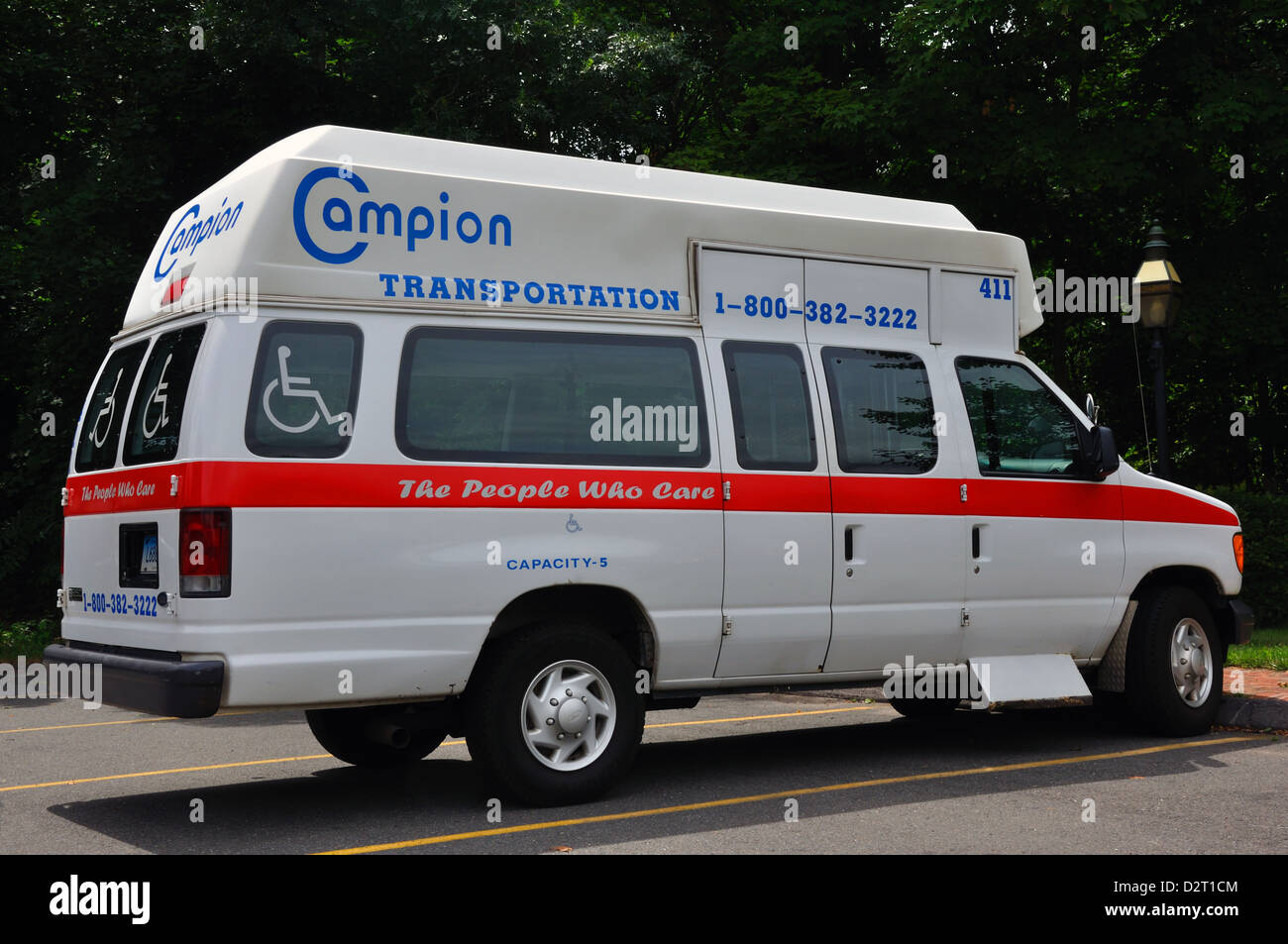 Handicap transportation van Stock Photo - Alamy