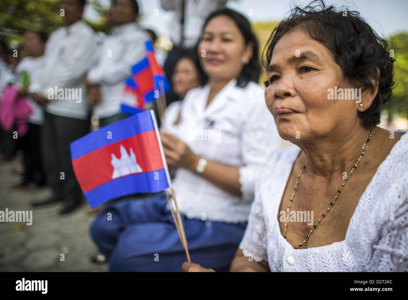 Phnom Penh, Cambodia. 1st February 2013. A Cambodian mourner with the ...