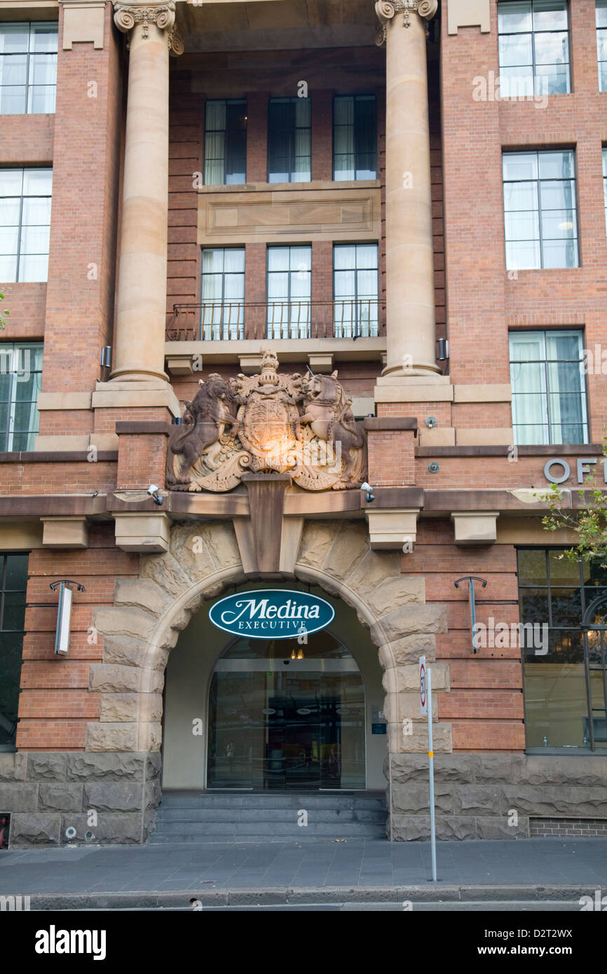 medina hotel in sydney's chippendale area Stock Photo - Alamy