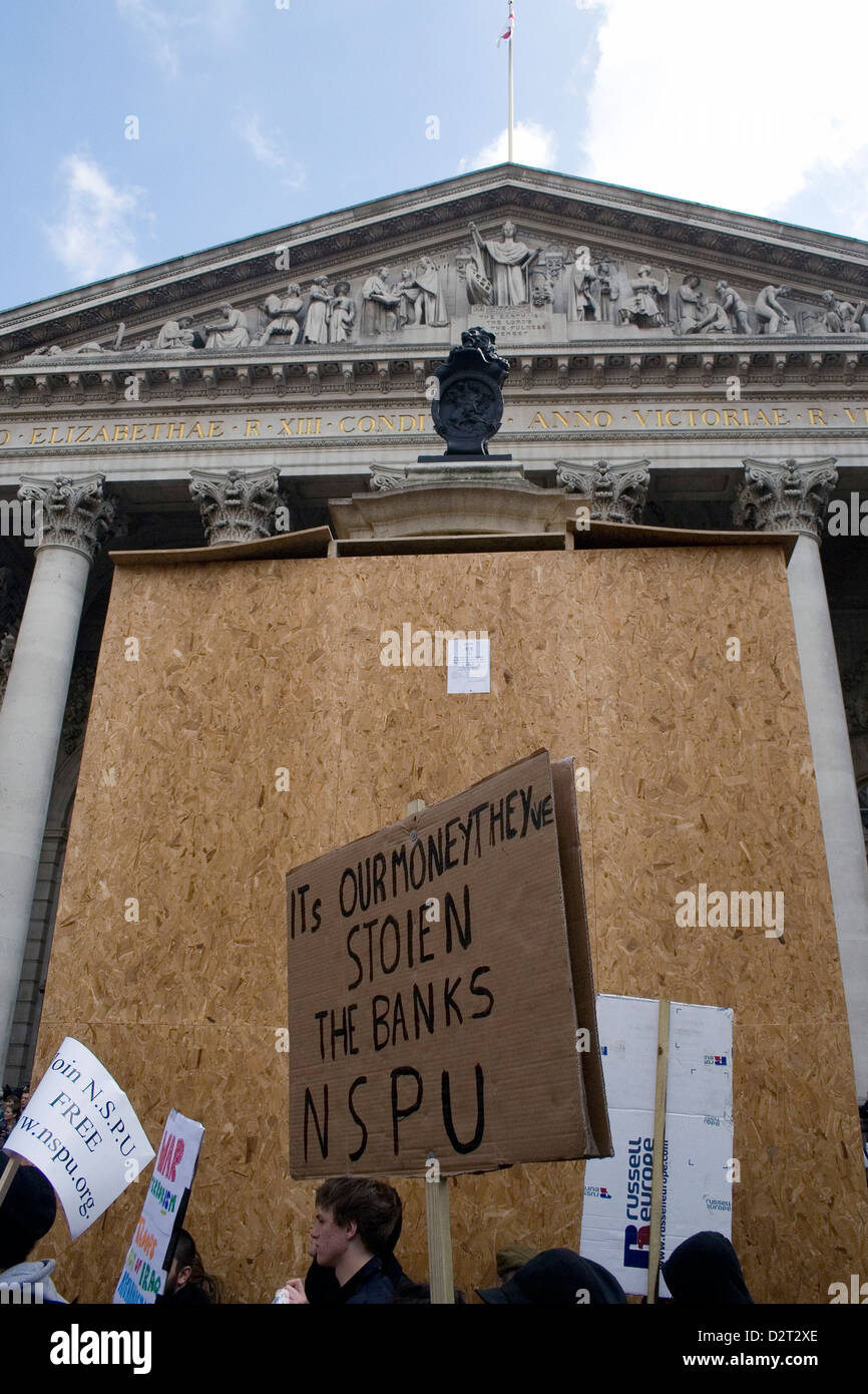 Scenes from the G20 protests in London in 2009 Stock Photo - Alamy
