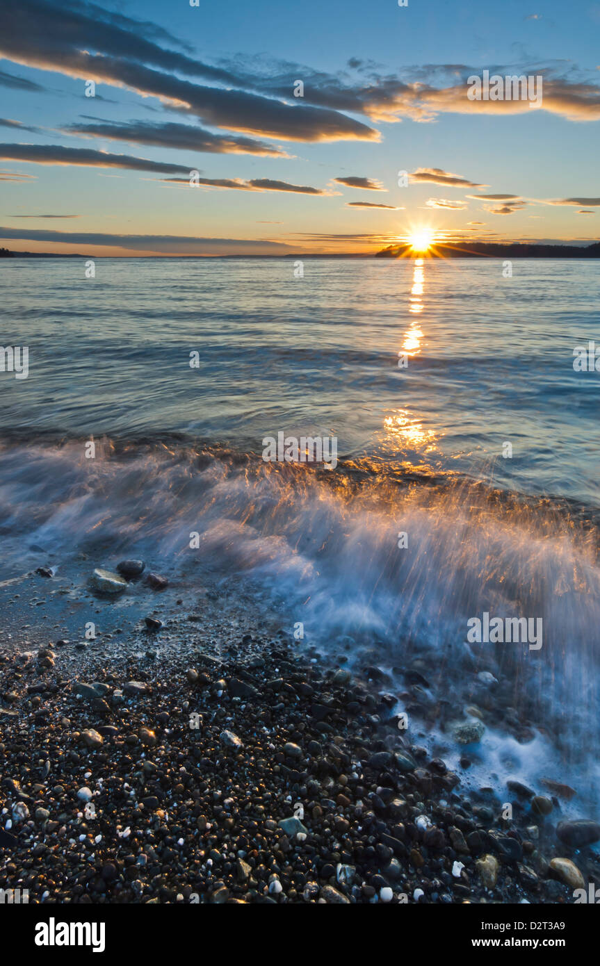Puget sound beaches hi-res stock photography and images - Alamy