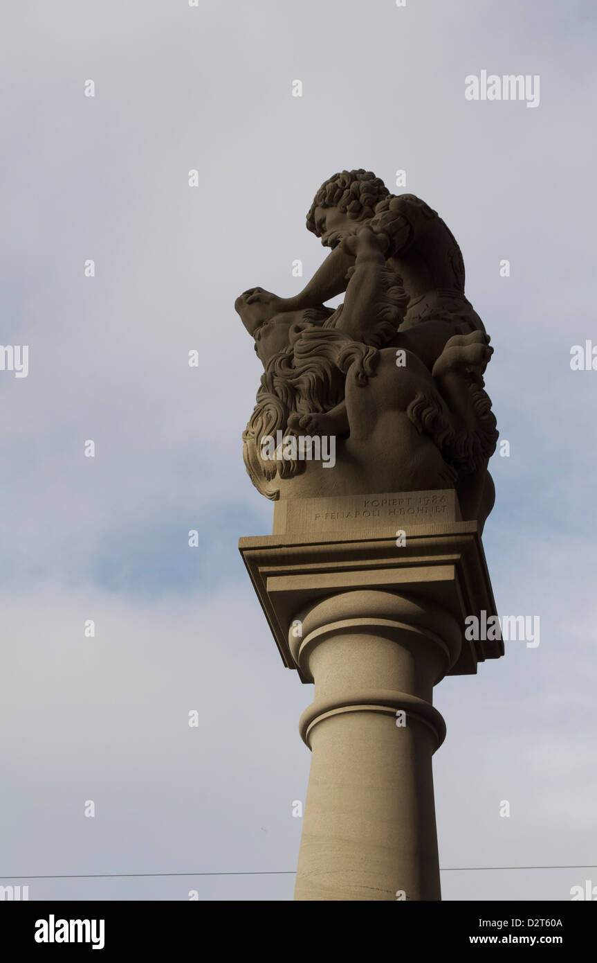 Statue in zurich hi-res stock photography and images - Alamy