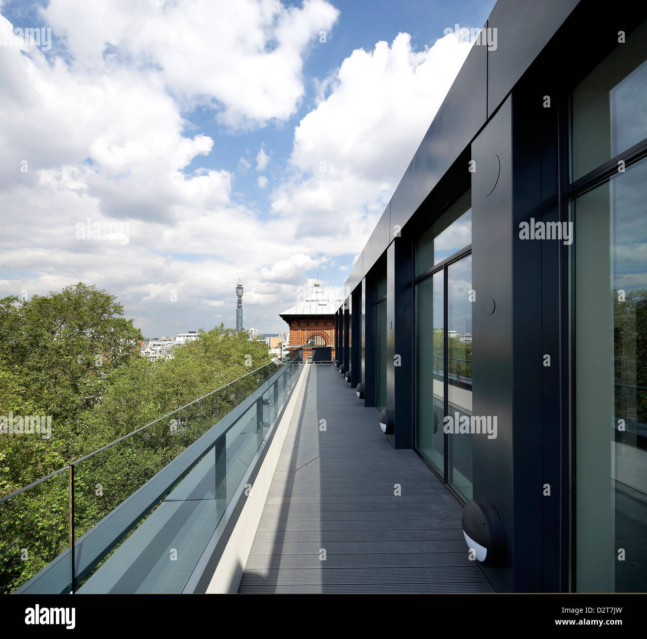 25 soho square hi-res stock photography and images - Alamy