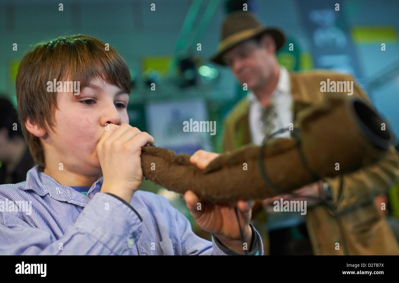 The nine-year-old Lukas Duvivier from Berndorf toots in his instrument ...