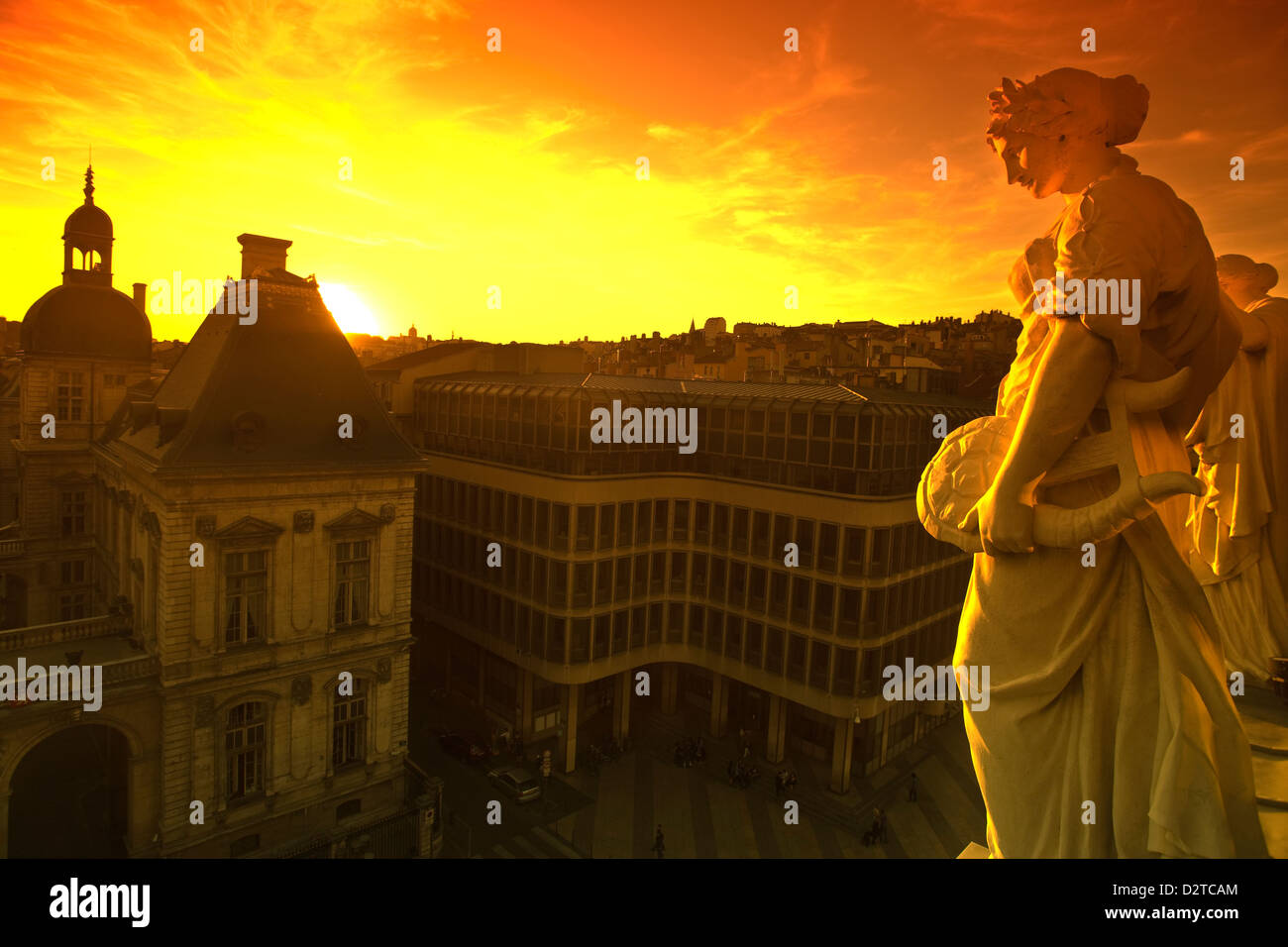 STATUES OF MUSES PERISTYLE CAFE MEZZANINE LEVEL NOUVEL OPERA HOUSE ...