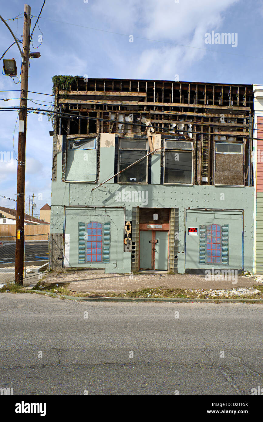 Wrecked house hi-res stock photography and images - Alamy