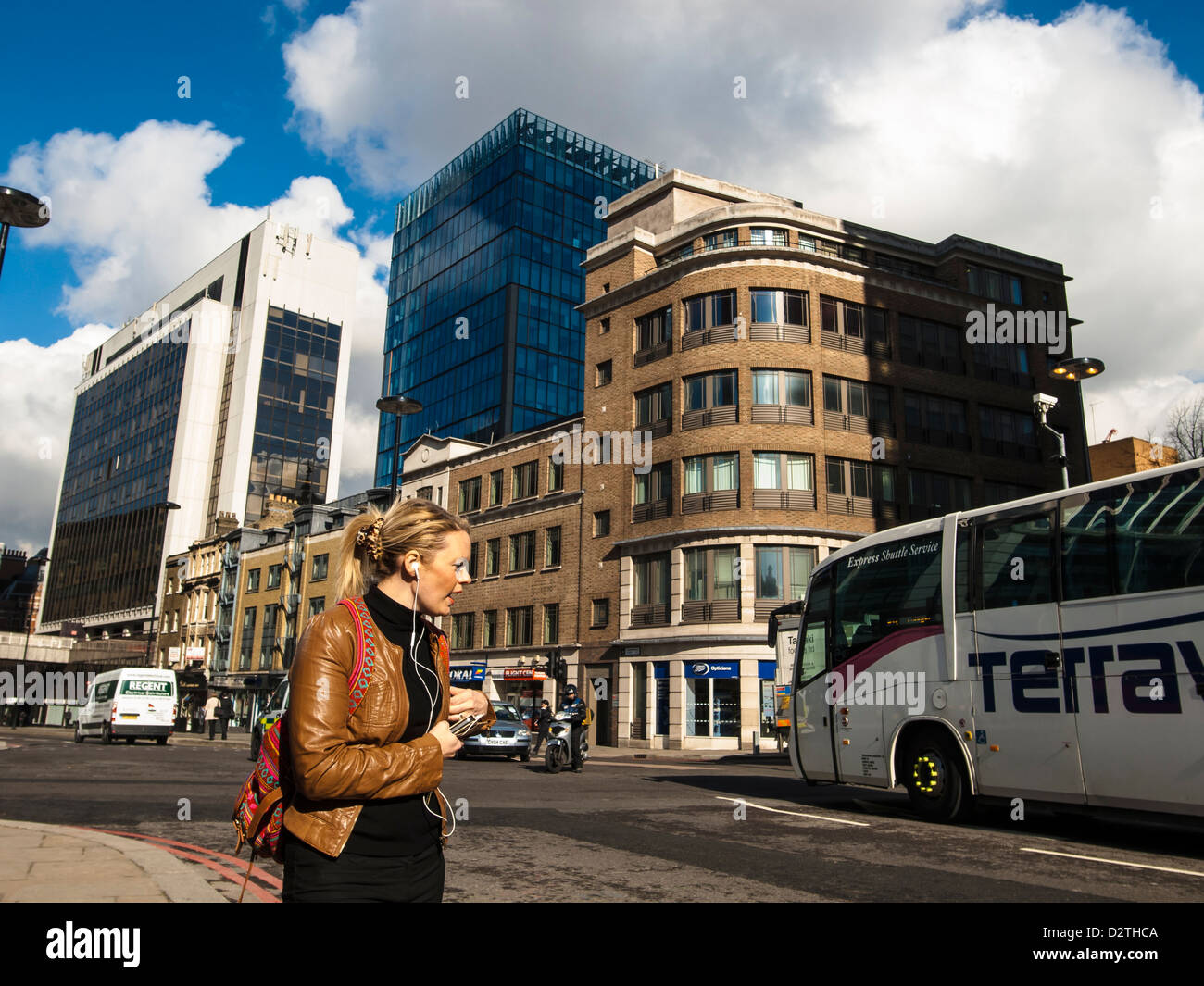 Sunny street hi-res stock photography and images - Alamy