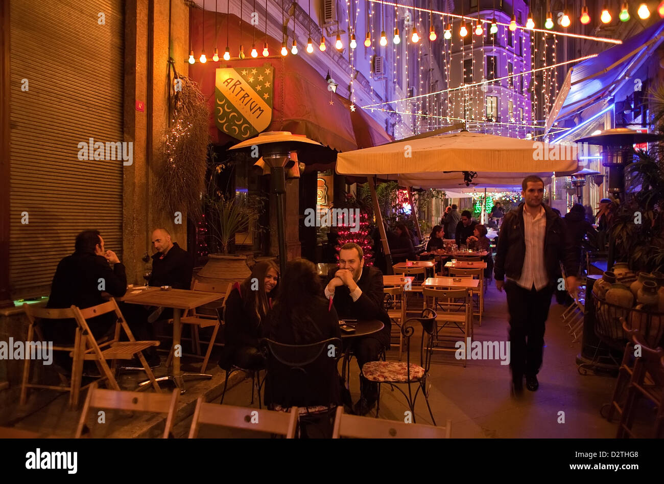Tunel istanbul bar hi-res stock photography and images - Alamy