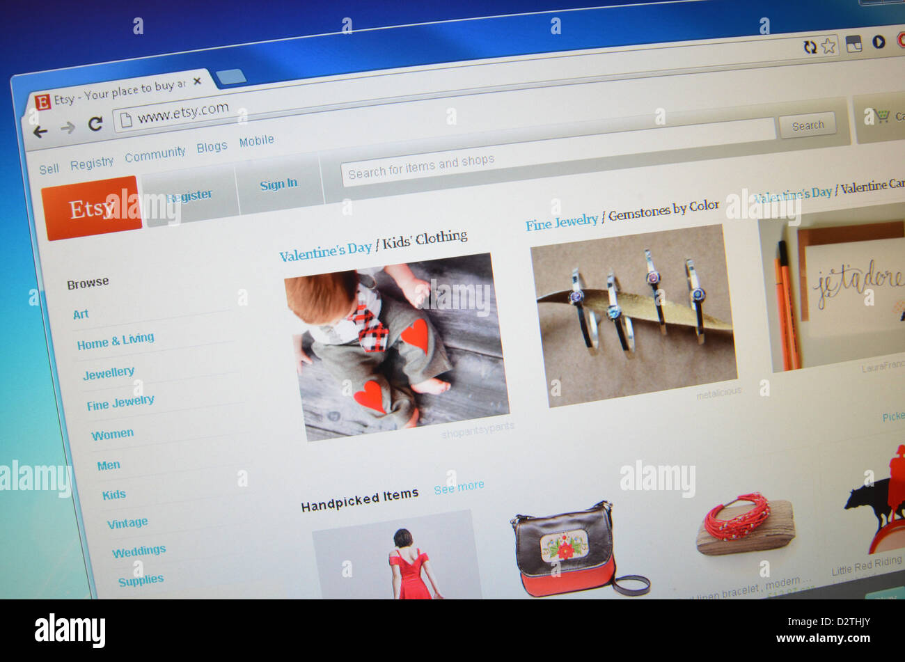 Etsy hi-res stock photography and images - Alamy