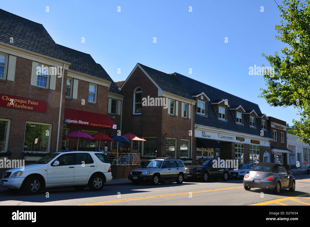Old storefronts new york hi-res stock photography and images - Alamy