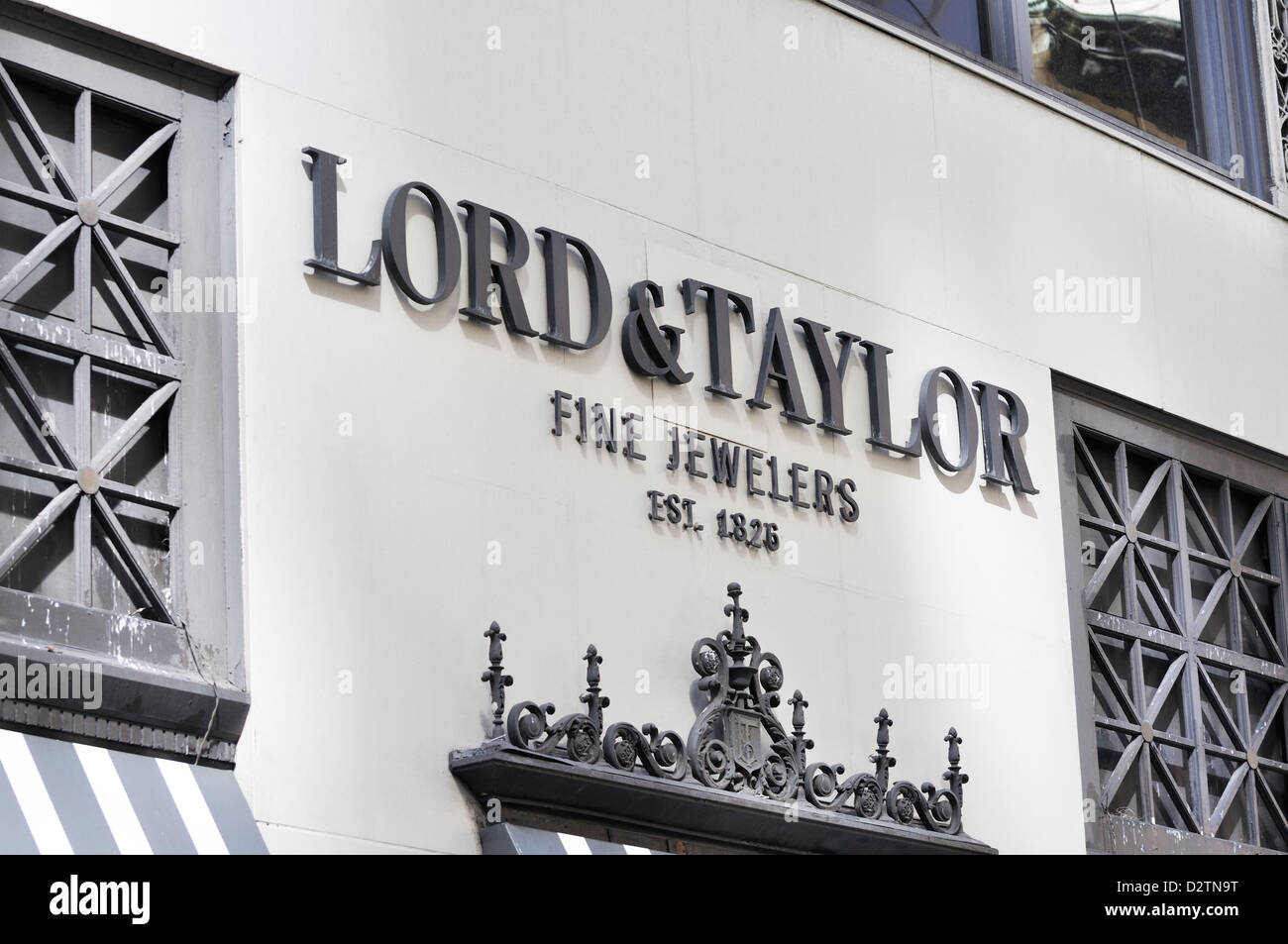 Lord & Taylor store in New York City, USA Stock Photo - Alamy