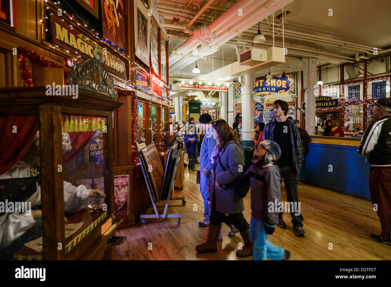 Pike place market seattle magic shop hi-res stock photography and ...