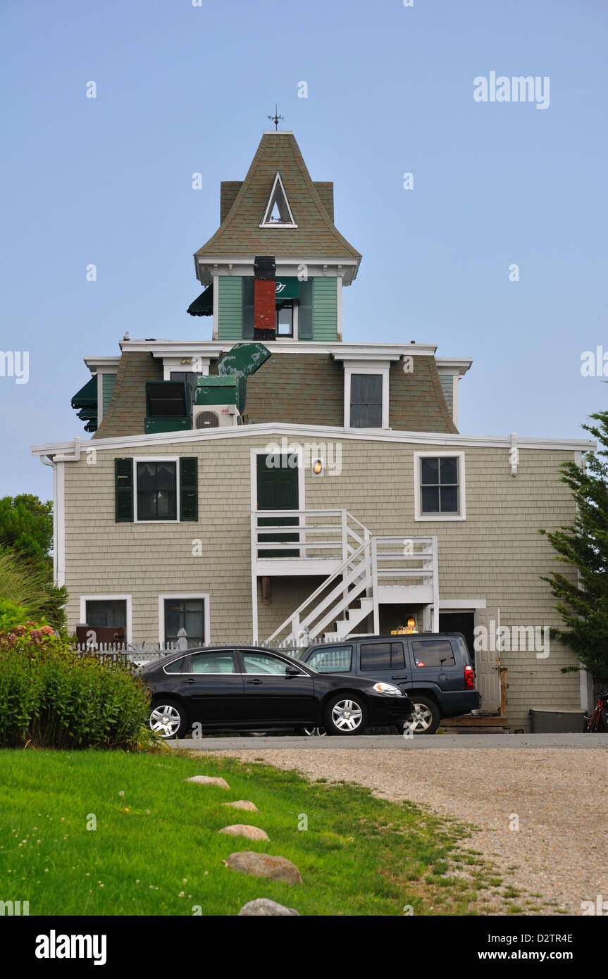 Orleans inn hi-res stock photography and images - Alamy