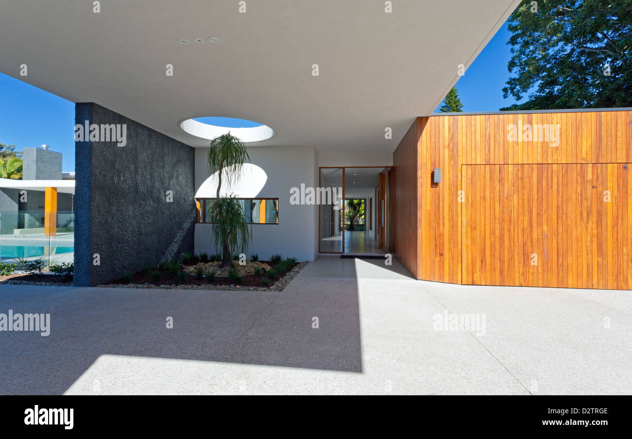 Australian house exterior hi-res stock photography and images - Alamy