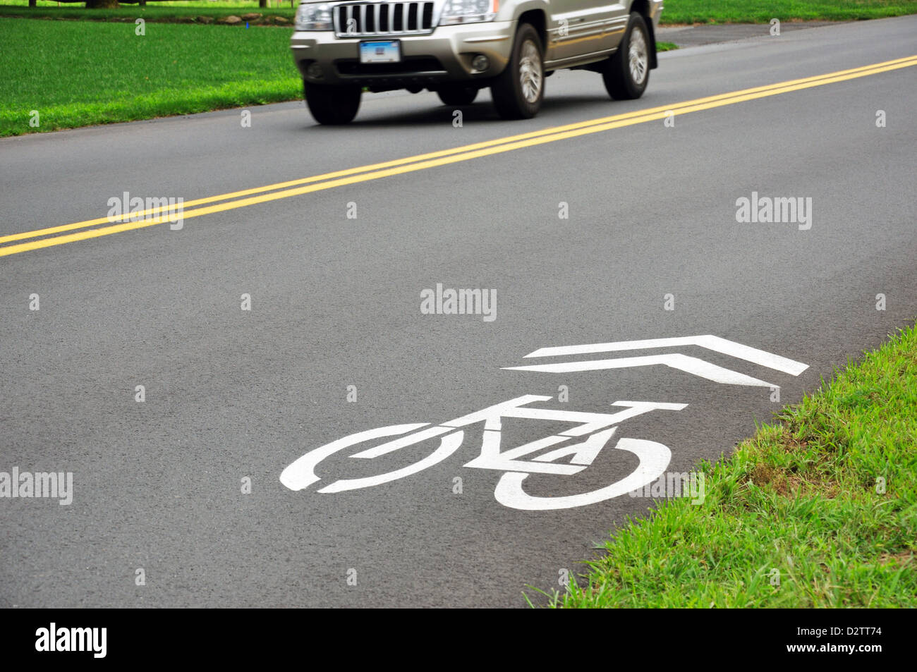 Designated bicycle bike path hi-res stock photography and images - Alamy
