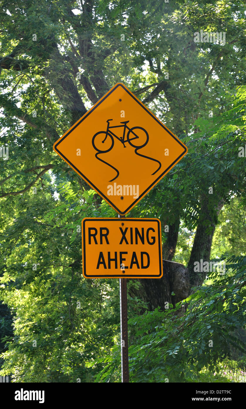 Railroad crossing sign for bicyclists Stock Photo - Alamy