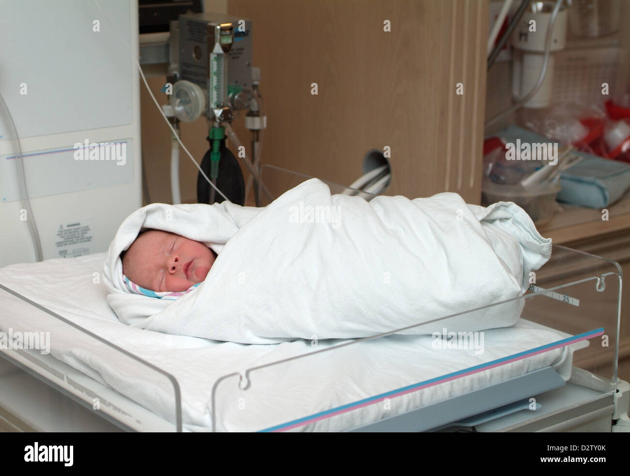 Swaddled newborn in hospital Stock Photo - Alamy