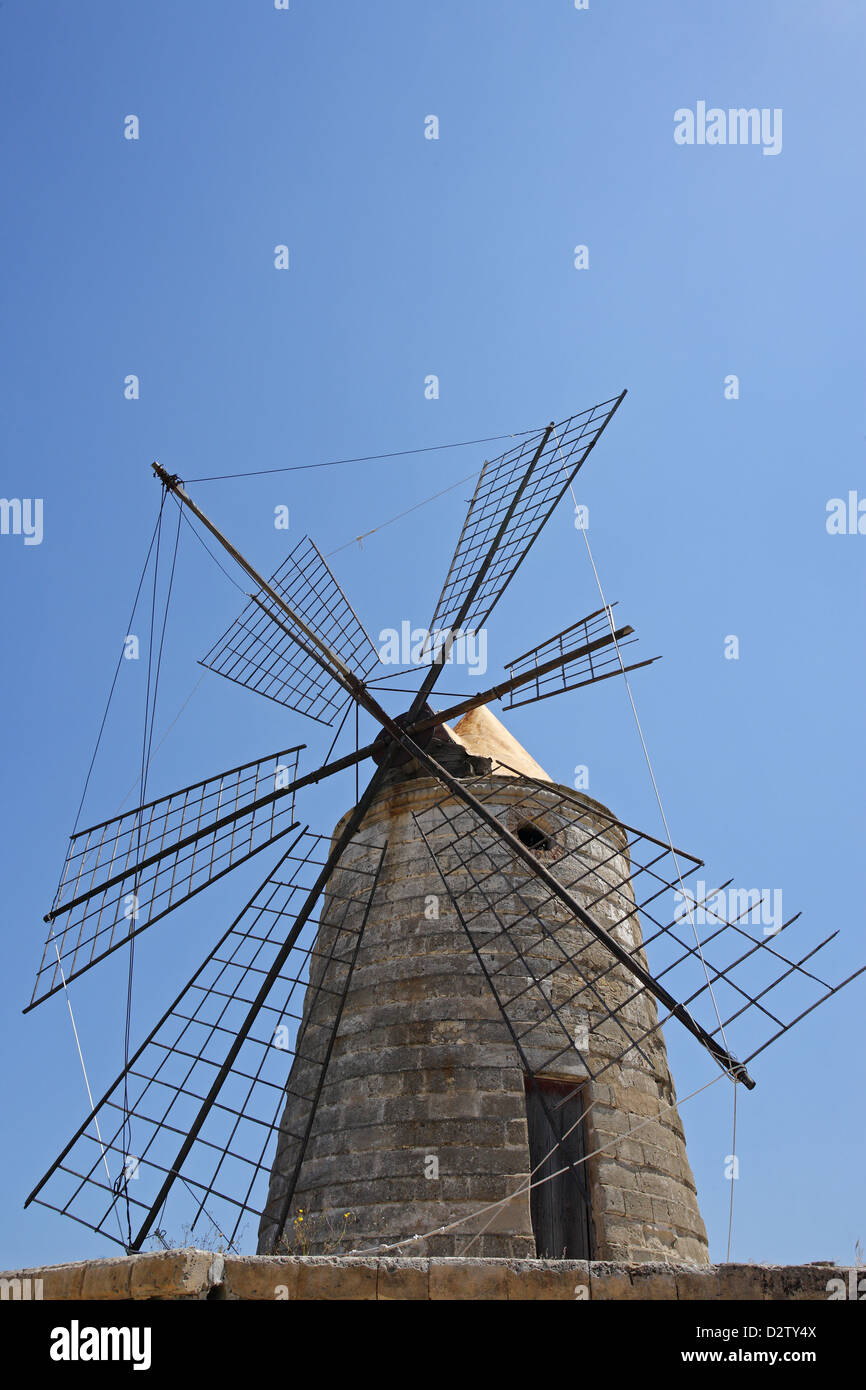 The windmill on the salt road between Trapani and Marsala, Sicily ...
