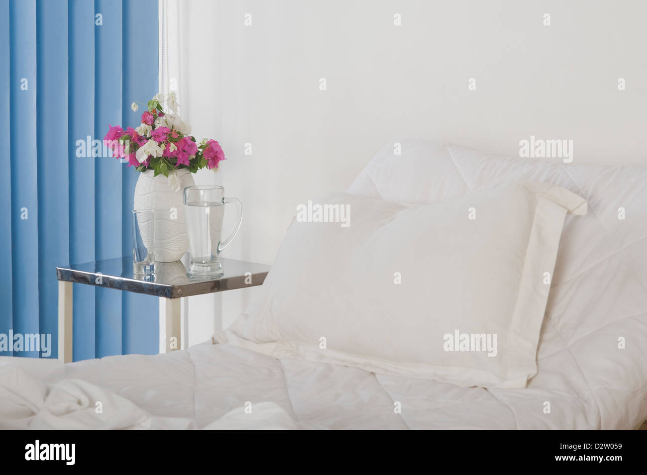 Empty Bed High Resolution Stock Photography and Images - Alamy