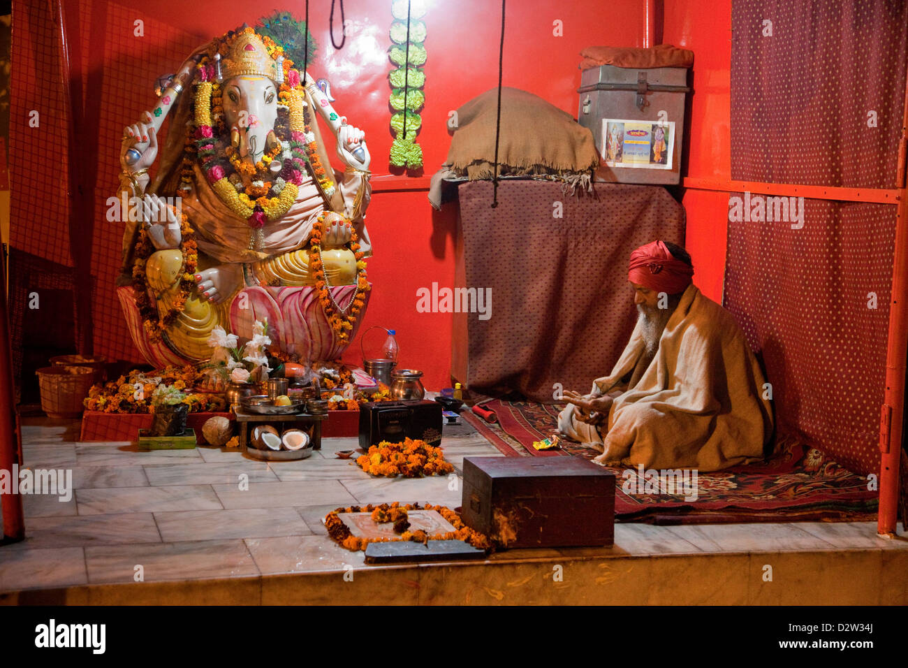Indian priest hi-res stock photography and images - Alamy