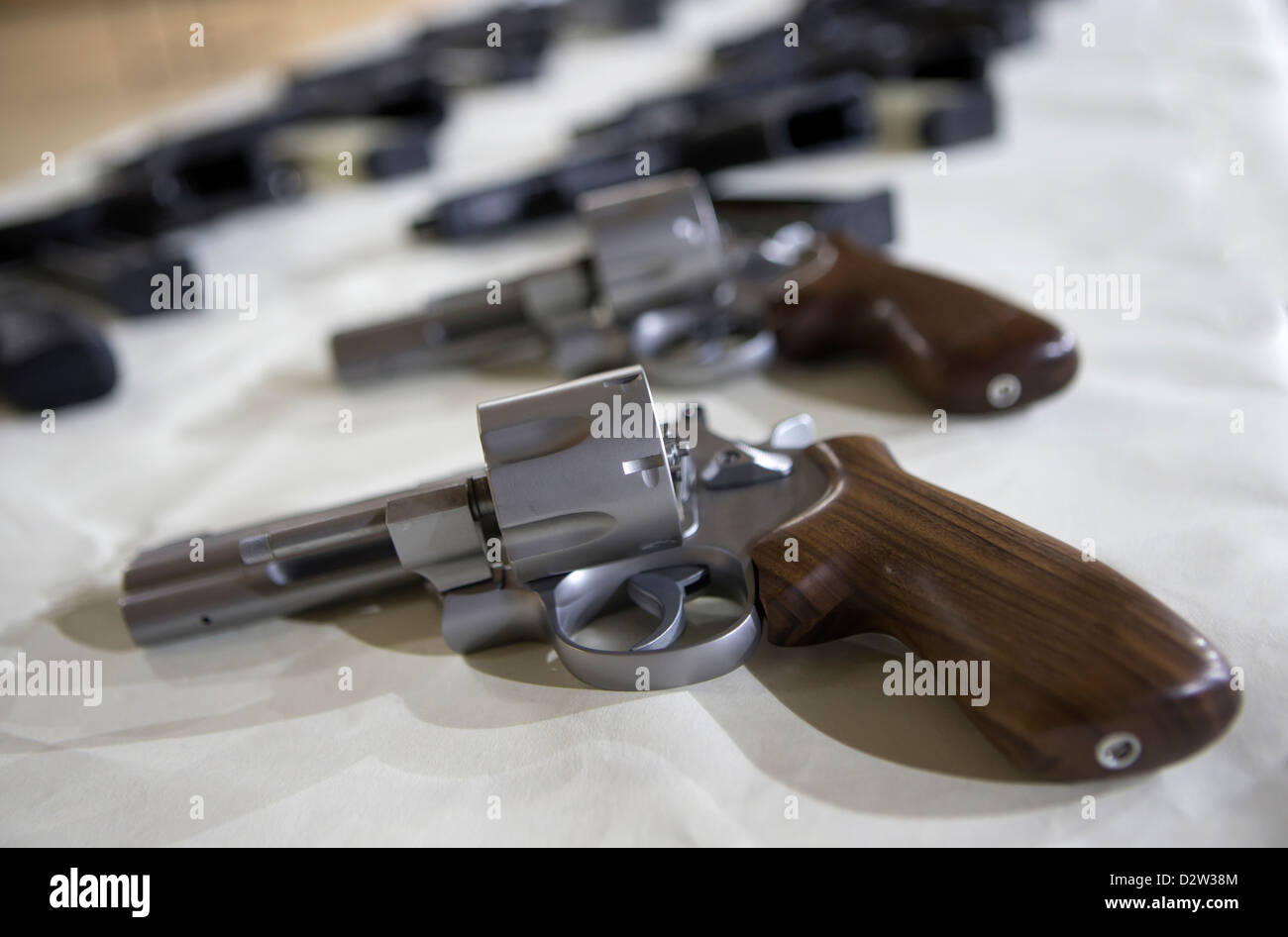 Stainless steel pistol hi-res stock photography and images - Alamy