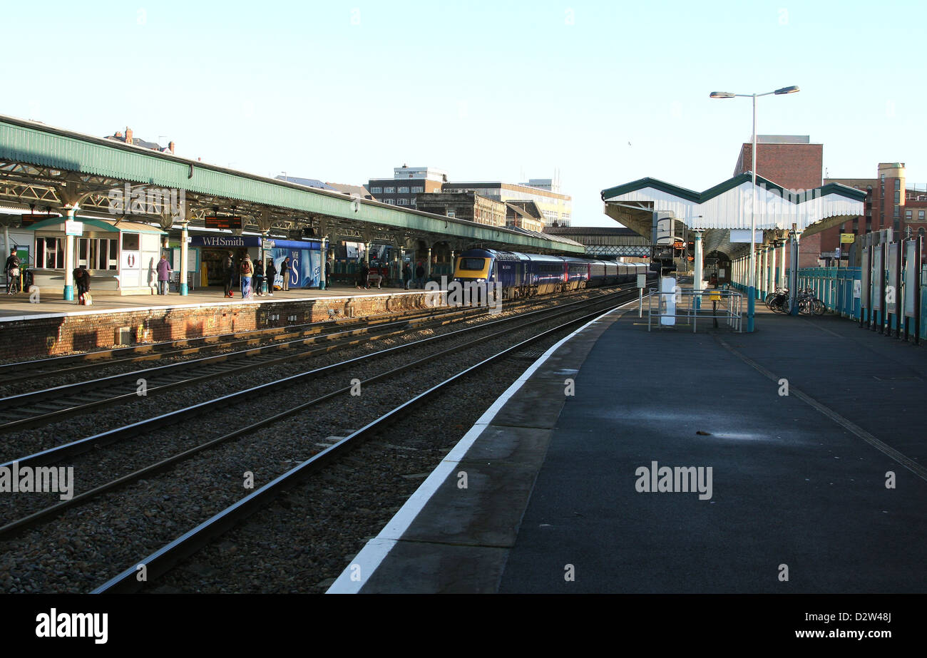 Newport Train Station High Resolution Stock Photography and Images - Alamy