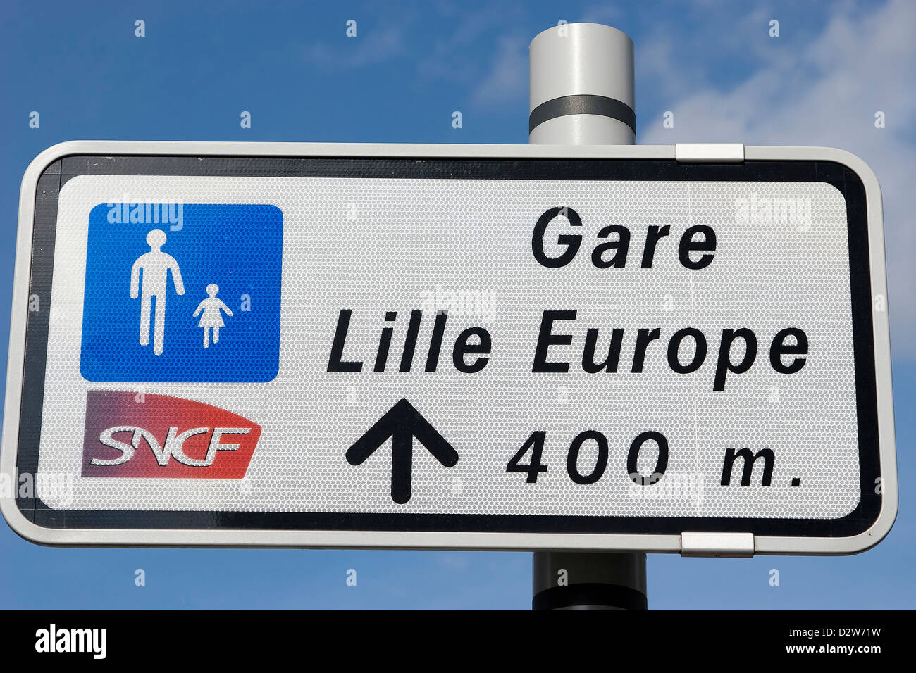 Street sign for Lille Europe Train Station Stock Photo - Alamy