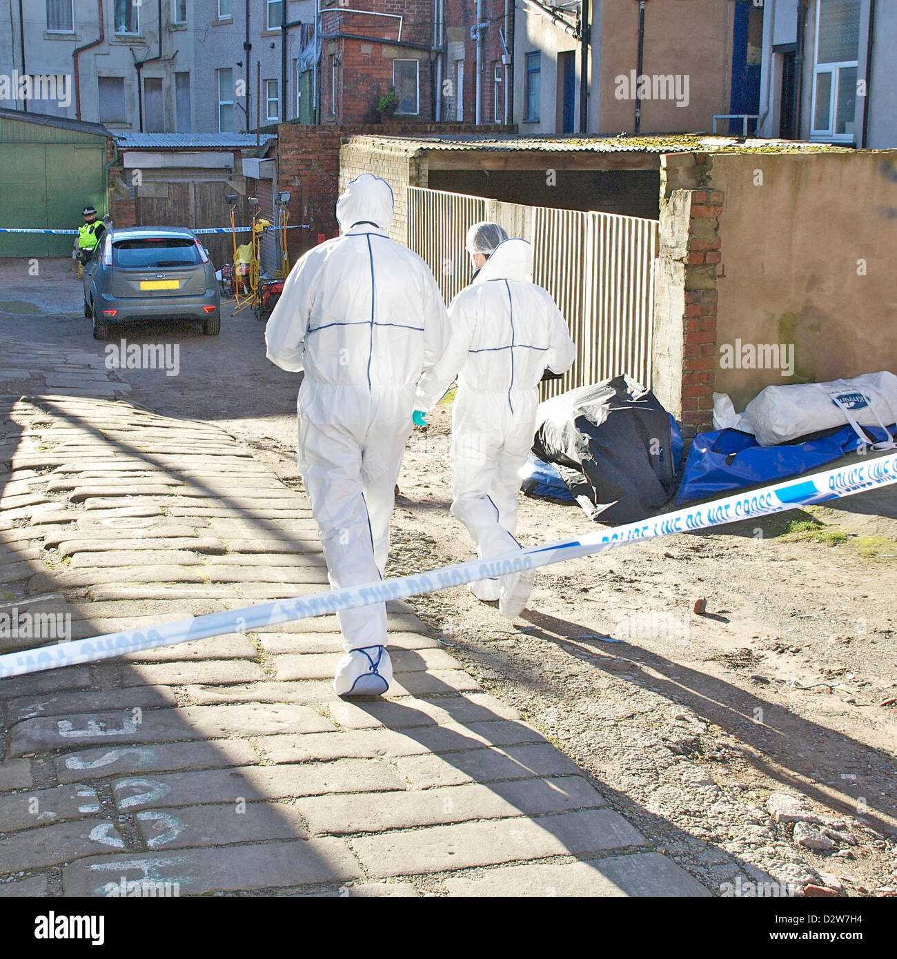 Police search teams hi-res stock photography and images - Alamy